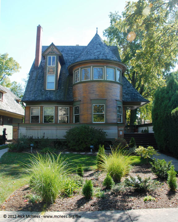 Frank Lloyd Wright Prairie School Architecture in Oak Park, Illinois ...